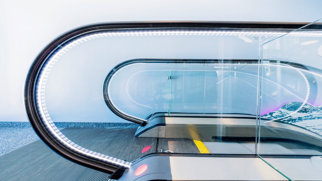 Escalators & Moving walks | Schindler Lifts Australia